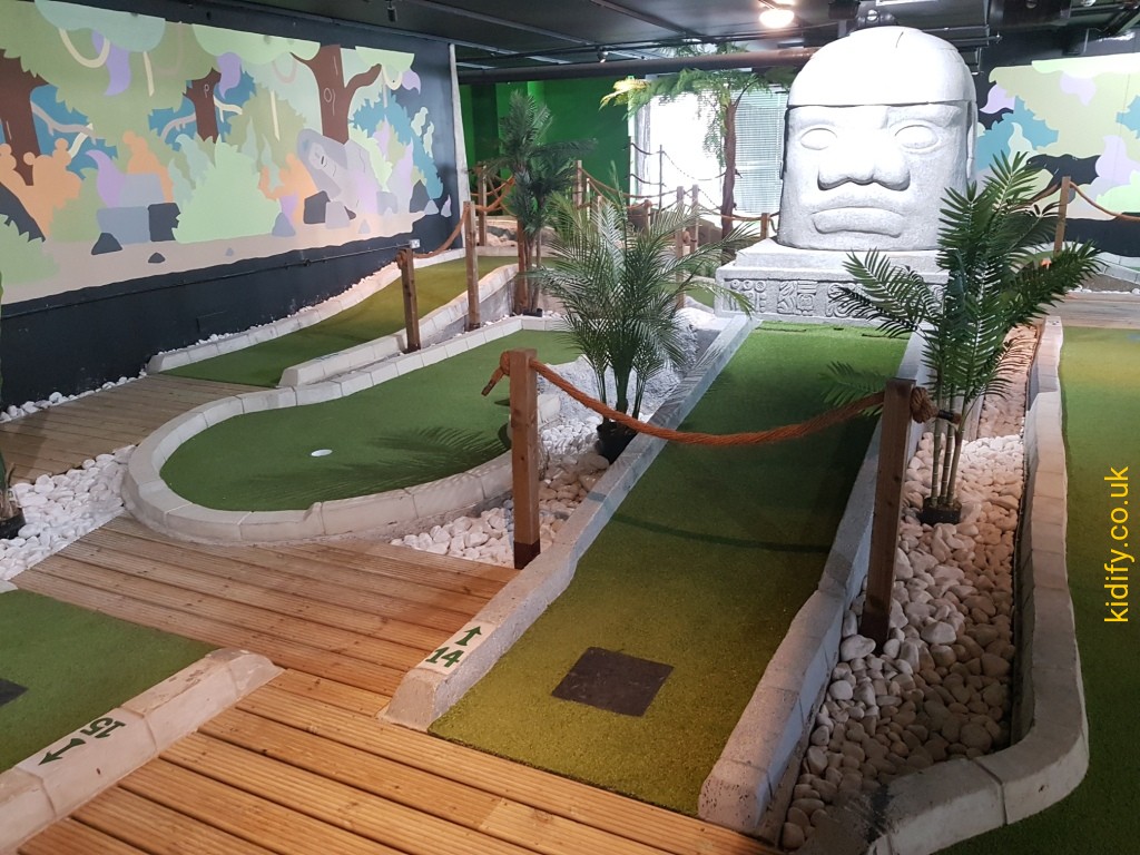 Jungle Rumble Adventure Golf - Bristol | kidify.co.uk