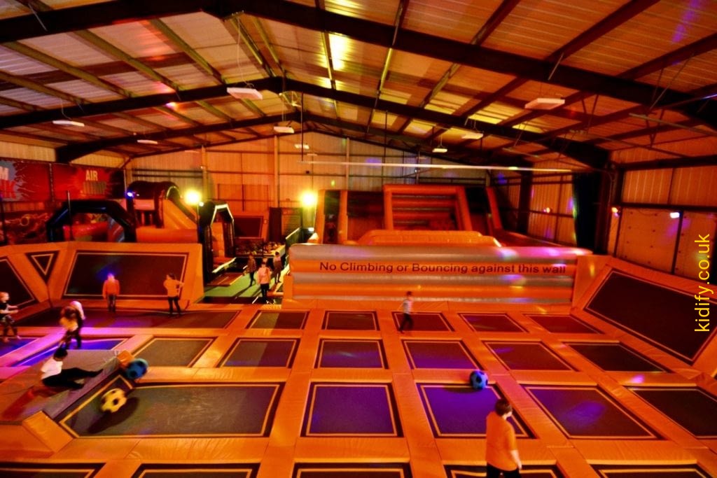 AirVault Trampoline Park | kidify.co.uk