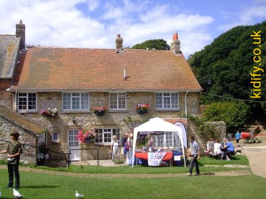 Calbourne Water Mill and Rural Museum | kidify.co.uk