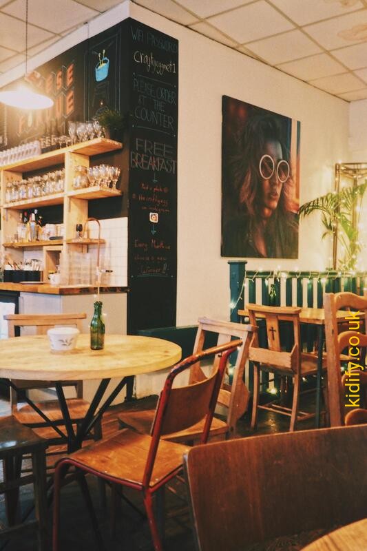 The Crafty Cafe | kidify.co.uk