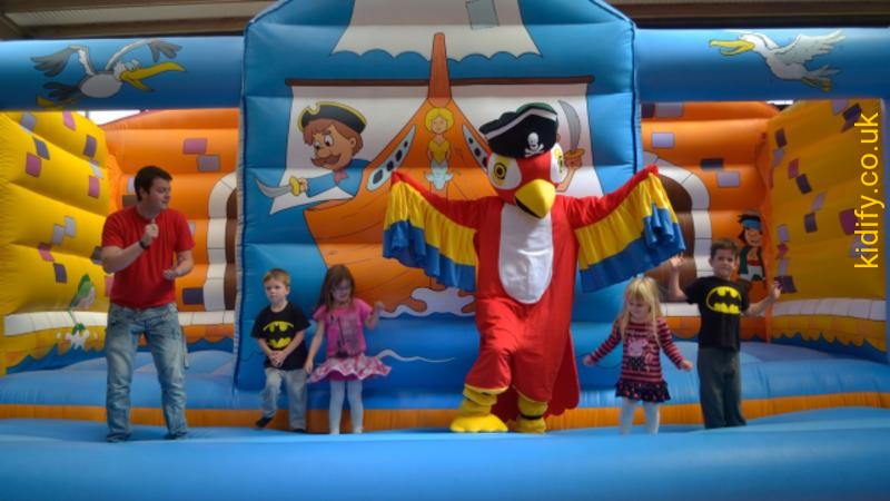 Wacky Warehouse Goose at Gamston | kidify.co.uk
