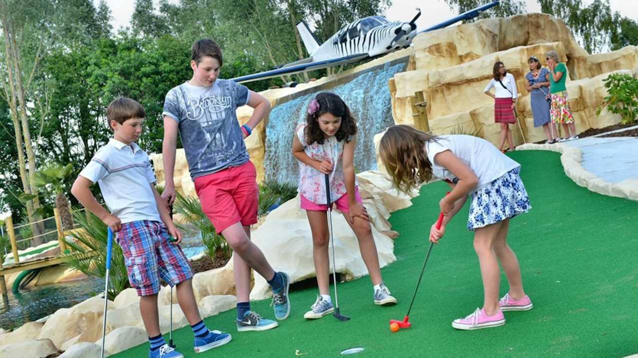 Jungle Island Adventure Golf | kidify.co.uk