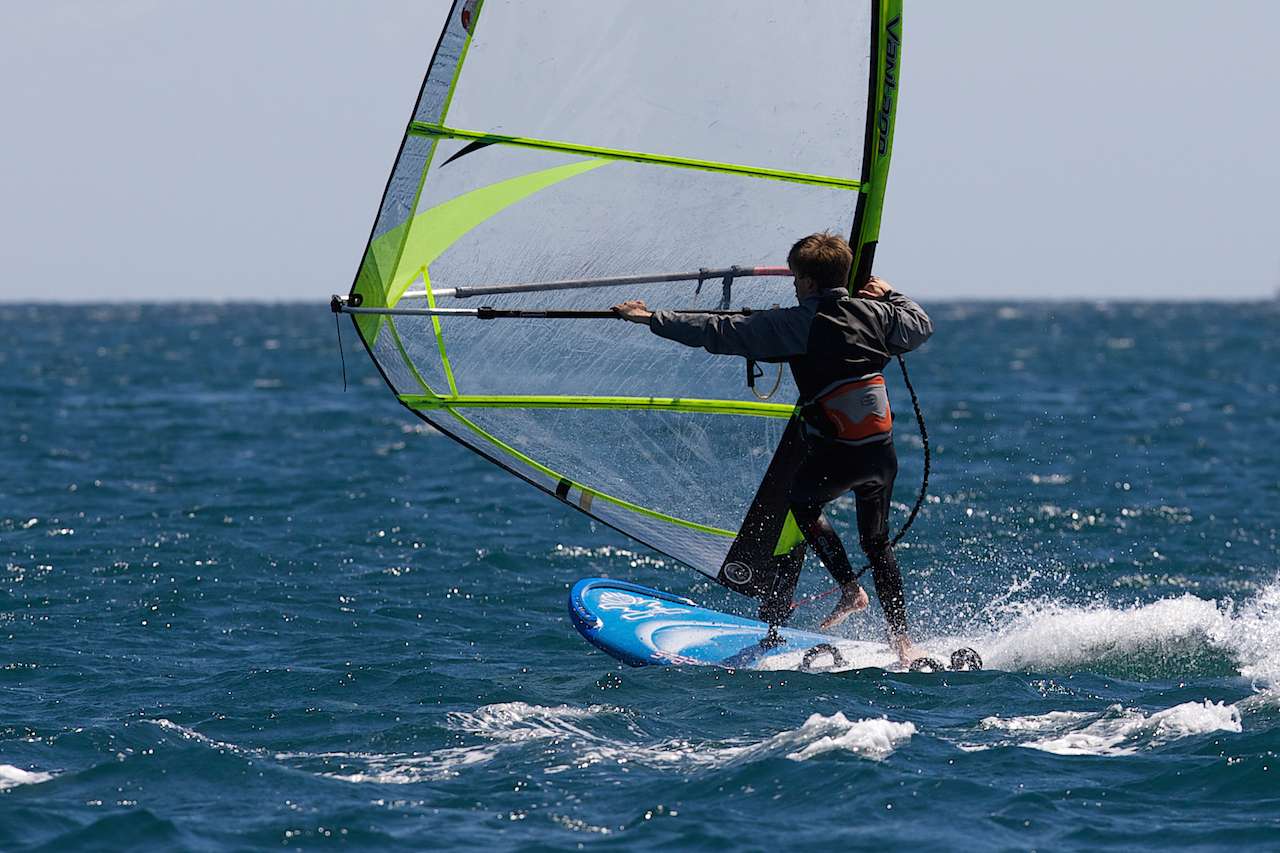Coverack Windsurfing Centre | kidify.co.uk