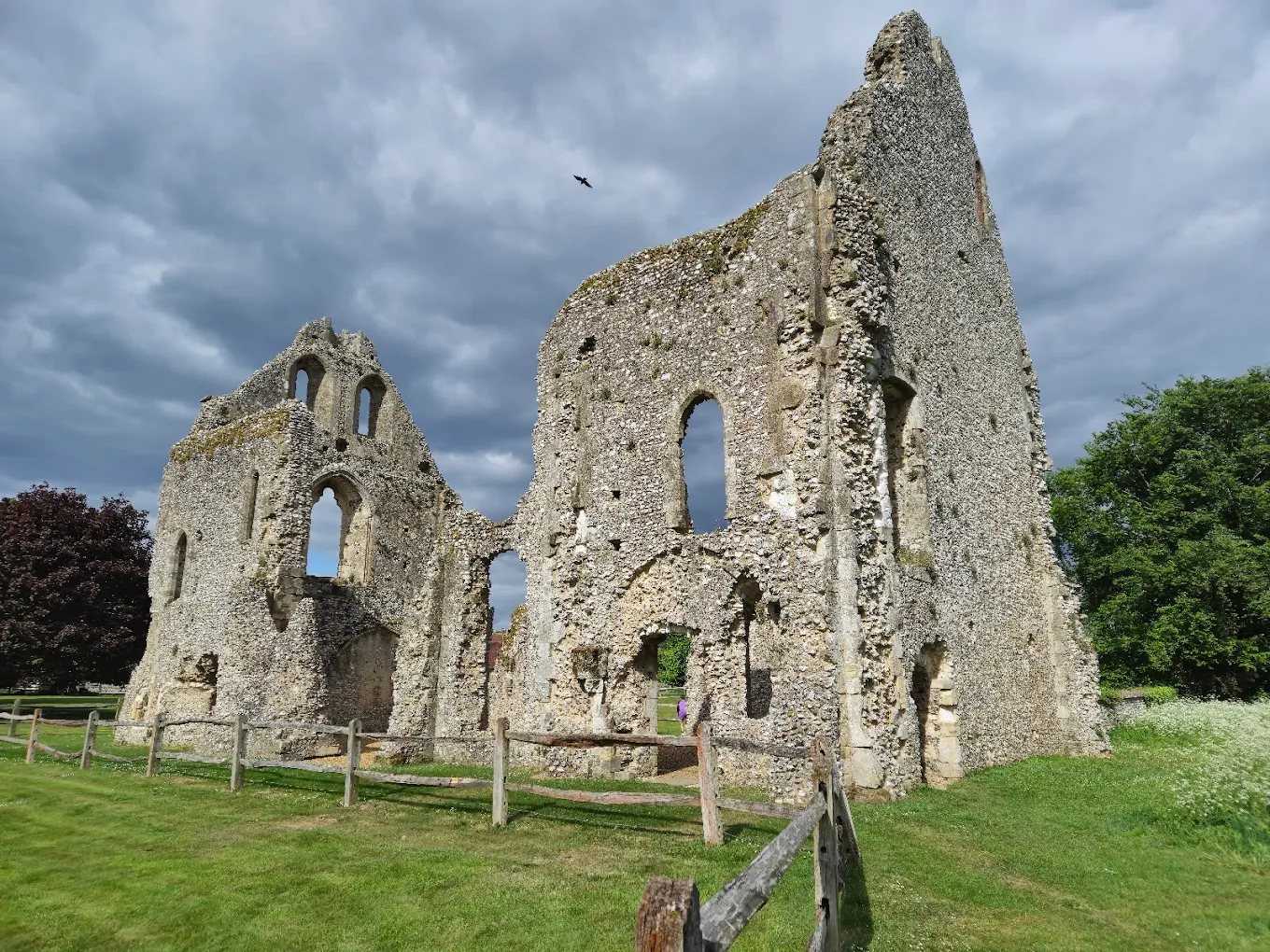 Boxgrove Priory | kidify.co.uk