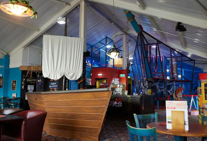 Quays Wacky Warehouse | kidify.co.uk