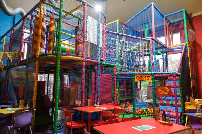 Kingstown Wacky Warehouse | kidify.co.uk