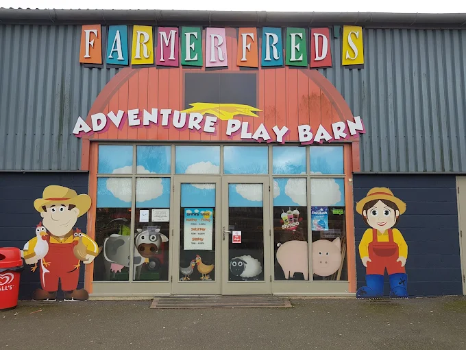 Farmer Fred's Adventure Play Barn | kidify.co.uk