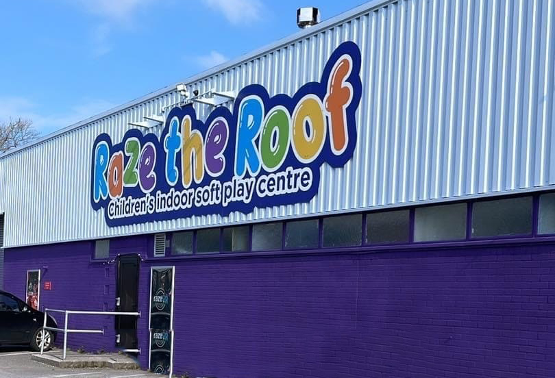 Raze the Roof Family Entertainment Centre | kidify.co.uk